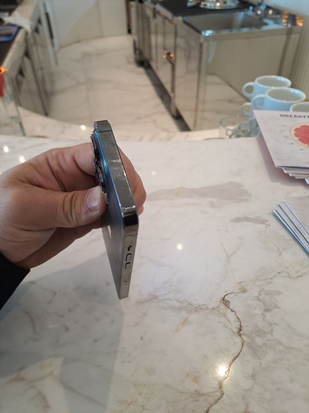 Продам свой Iphone 13 pro