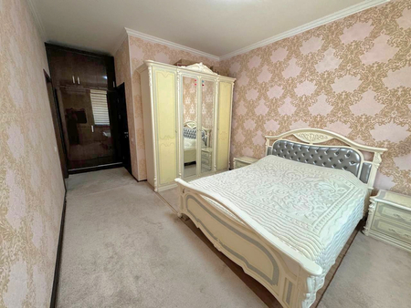 Аренда сдается своя 4/3/5. 2x санузел. кирпич. Golden House.
