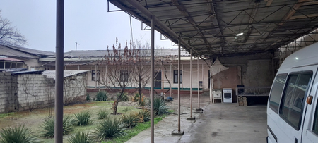 Hovli uy sotiladi 6