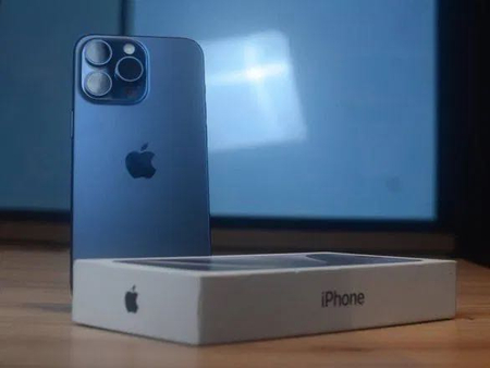  iPhone 15 Pro 256Gb, цвет тёмно-синий титан. Ak-100%. E-sim. LL/A