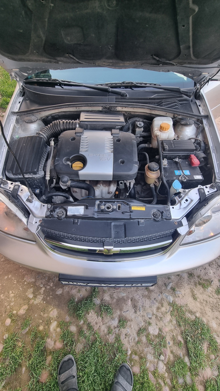 lasety 1.8 sotiladi