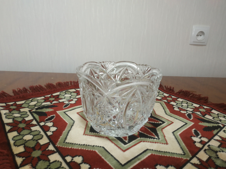 Sovetskiy xrustall vazalar parasi 130000 so'm