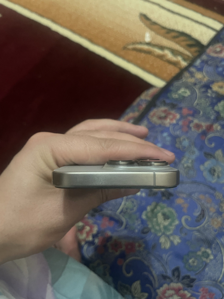 Iphone 15 pro 128GB idiyal tel