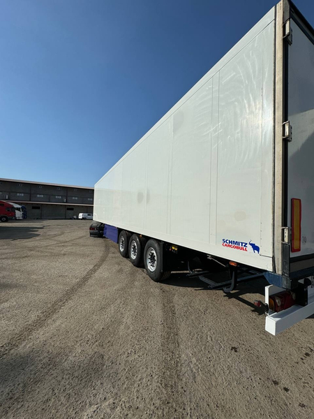 Mercedes Actros 1850 + SCHMITZ реф Сотилади