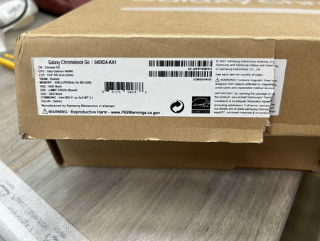 Продам Samsung Galaxy Chromebook Go