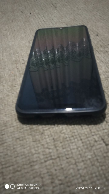 Samsung a50   4/64 xotira