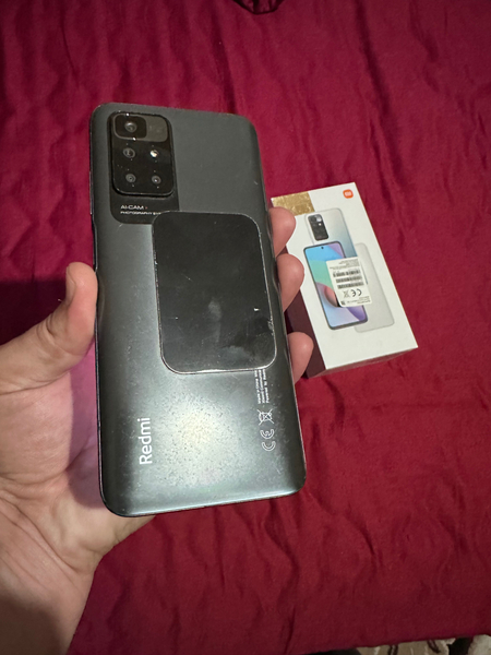 Redmi 10 sotiladi. 64 gb. Ishlashi zo’r