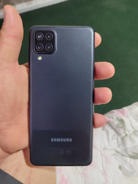Samsung A12 sotoladi yoki abmenga