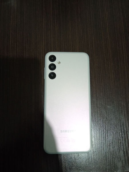 Продам телефон Samsung M14 5G.