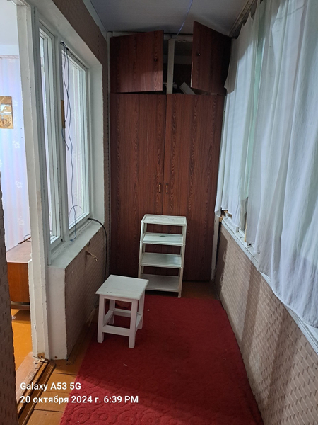 Учтепа район 15-кв 2/3/4 панель 1.5*6 Смежная
