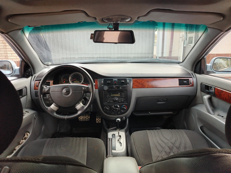 Lacetti 2010 toza