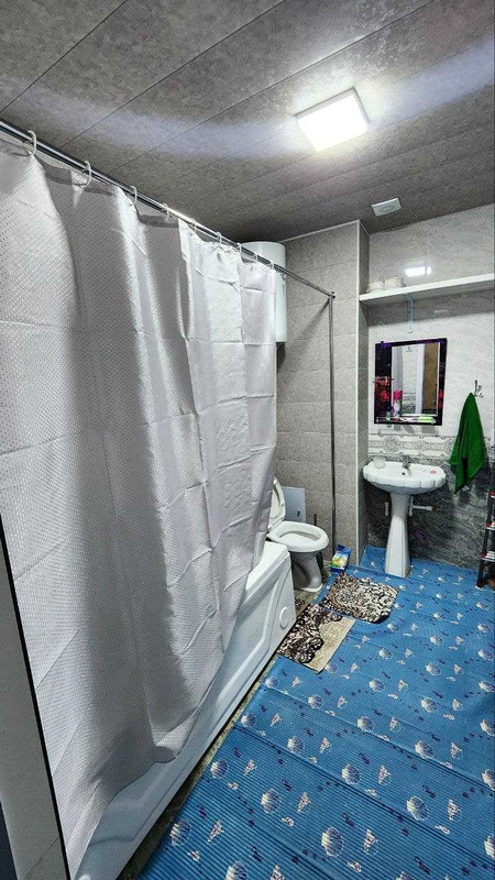 2 х комнатная 81 кв метр большая  Т8202