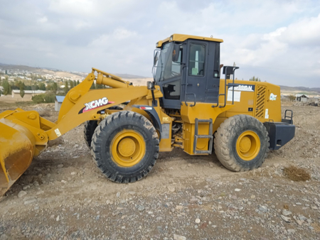 Arenda buldozer shantu sd 22 sd 23 bor