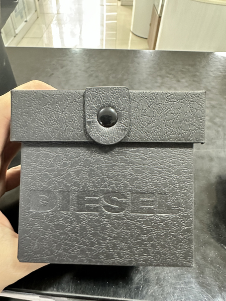 Продам часы Diesel из США оригинал