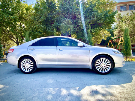 Toyota Camry 40 hybrid