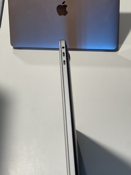 Macbook pro 16 i7 16/512gb 2019