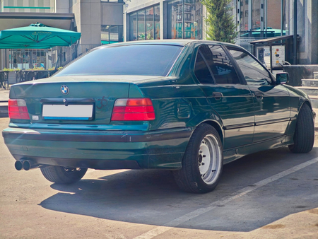 Sotuvda BMW E36 330