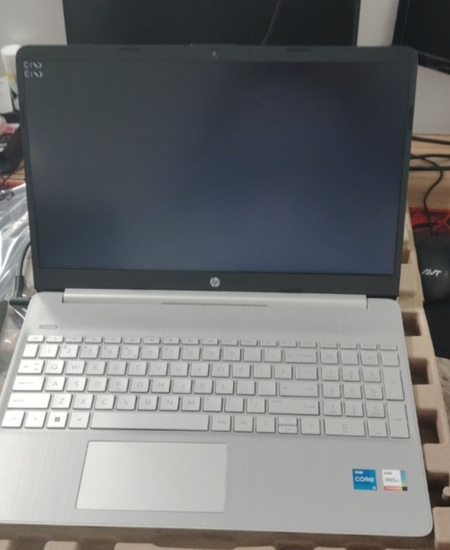 HP Laptop 15-s fq5295nia