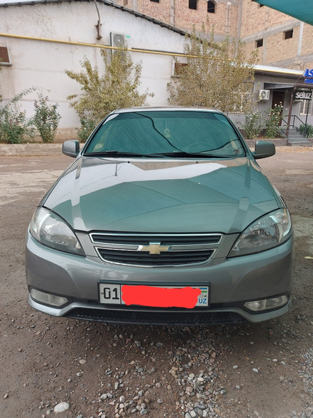 Продаётся GM Chevrolet Gentra 2016 года в хорошем состоянии !!