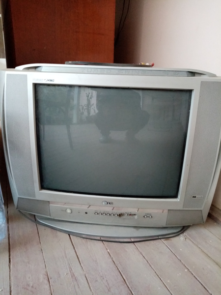 Продаётся телевизор