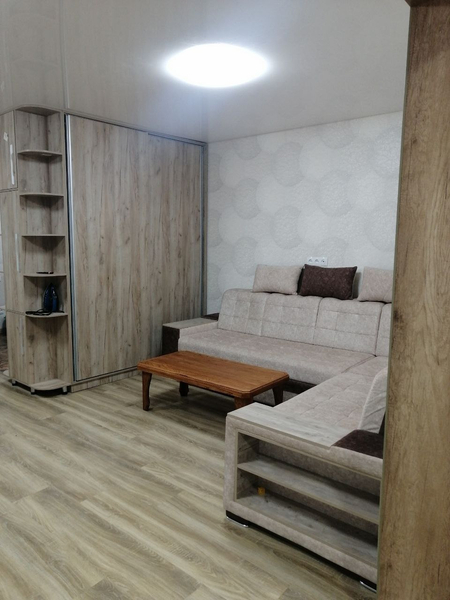 Айбек 3- комнатная квартира