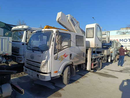 FAW Автовышка стрела 28метрлик сотувда мавжуд