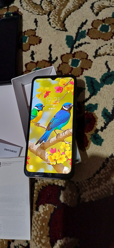 Samsung 14  galaxy