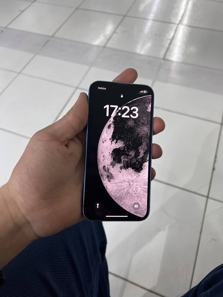 iPhone 13 идеал   128   350$