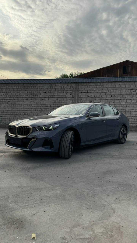 BMW i5 edrive 35l M Sport