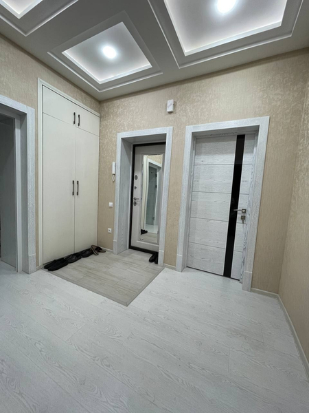 Продается 3х ком. квартира, ор-р: гостиница Россия, 90м2