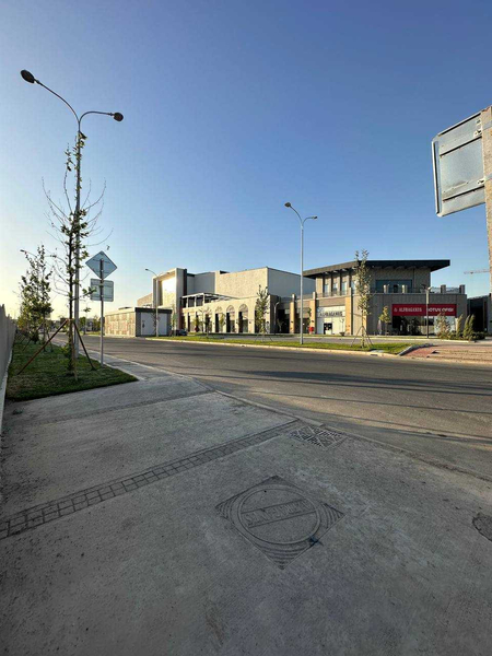 Магазин. Помещение. 61 кв.м в торговом центре  