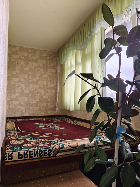 Срочно продаётся квартира Юнусобод3 2/3/9 62м2