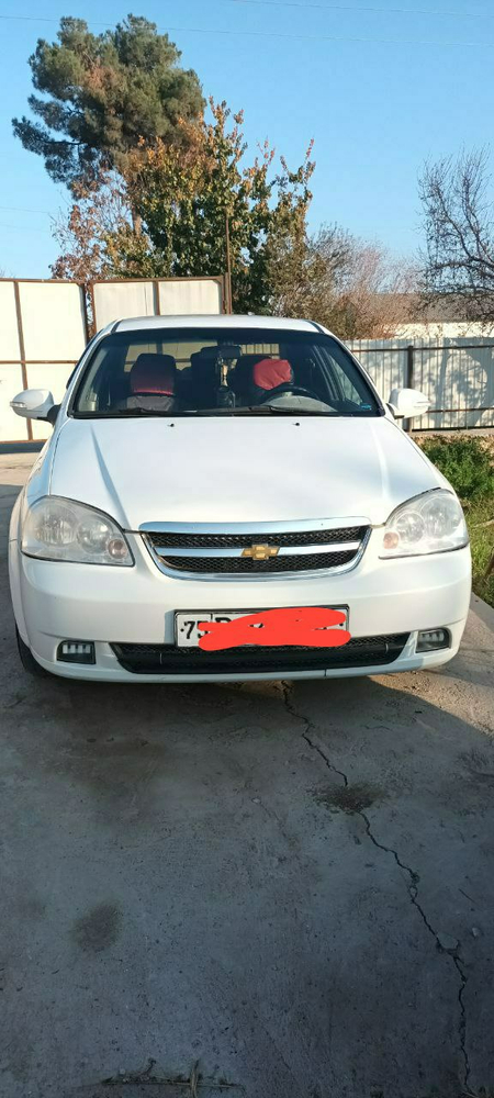 Chevrolet Lasetti  1.8  2012