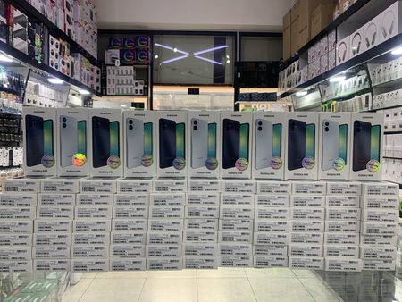 Samsung Galaxy A06 New 1 yil kafolat