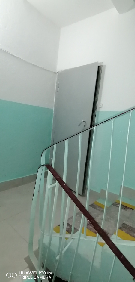 62 кв метра. Двух комнатная.