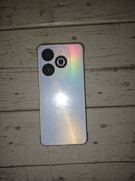Infinix smart 8 4/64