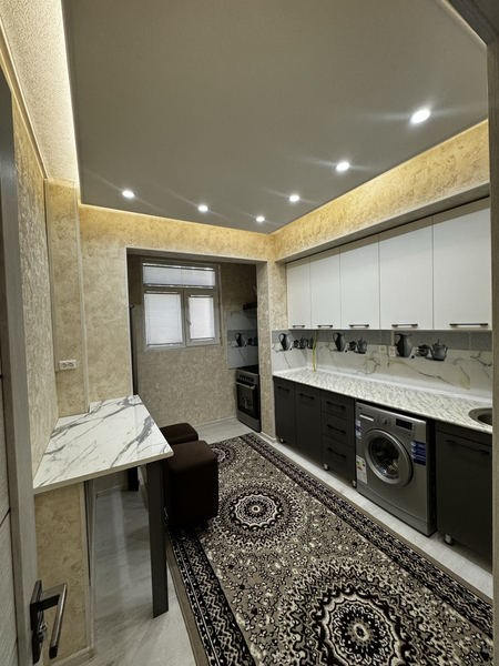 Продается 2х комм квартира 60 квм. Карасу 1