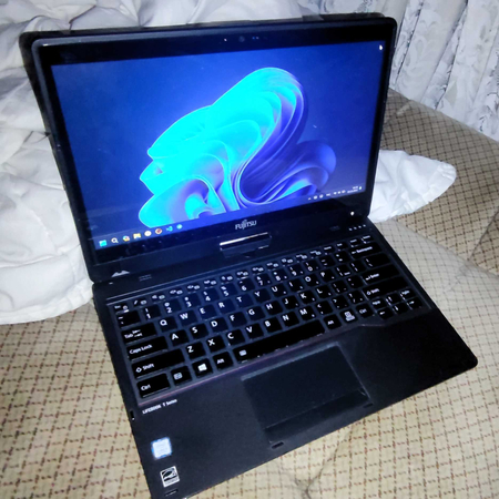 Fujitsu LifeBook T938