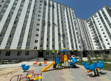 Продаётся квартира в Новостройке под нежилое помещение на 1-ом этаже.