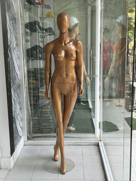 Maniken sotiladi