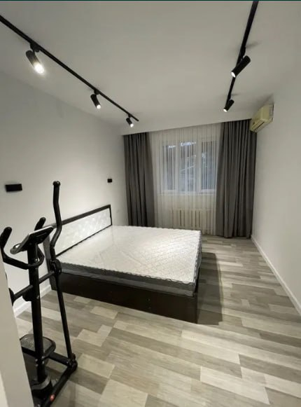 Чиланзар 3кв  3/3/4 Балкон1,5*3м² Общ пл 60м²