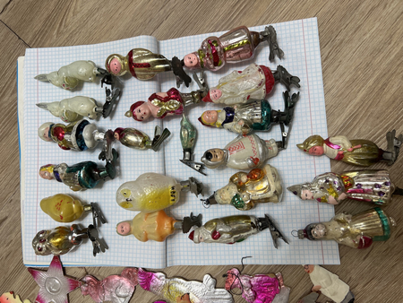 Елочные игрушки старинные .