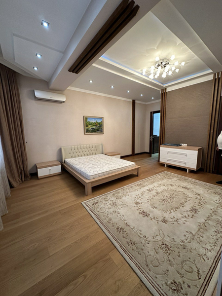Садыка Азимова , Габус 5/6-7/7 244 м² евро
