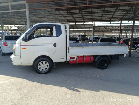Hyundai porter 2