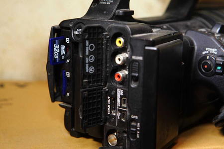 SONY HXR-NX5E Full HD (запись на флешку)