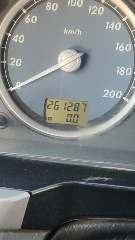 Gazel biznes sotiladi.
