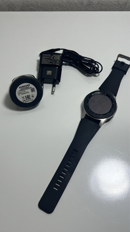Galaxy watch samsung.
