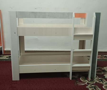 Yosh bolalar uchun krovat 1.2×0.56