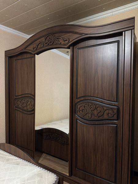 Spalni mebel 2 yil ishlatilgan