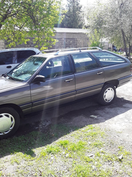 Продаётся  Ауди 100 Авант 1986